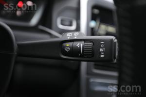 Pelēks Volvo XC60 2015 Rīga, ar dzinēja tilpumu 2.00 L un nobraukumu 270 tūkst. km par 11990 €, foto 14 vietnē AUTOMOTO.COM.LV