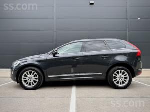 Pelēks Volvo XC60 2015 Rīga, ar dzinēja tilpumu 2.00 L un nobraukumu 274 tūkst. km par 11300 €, foto 4 vietnē AUTOMOTO.COM.LV