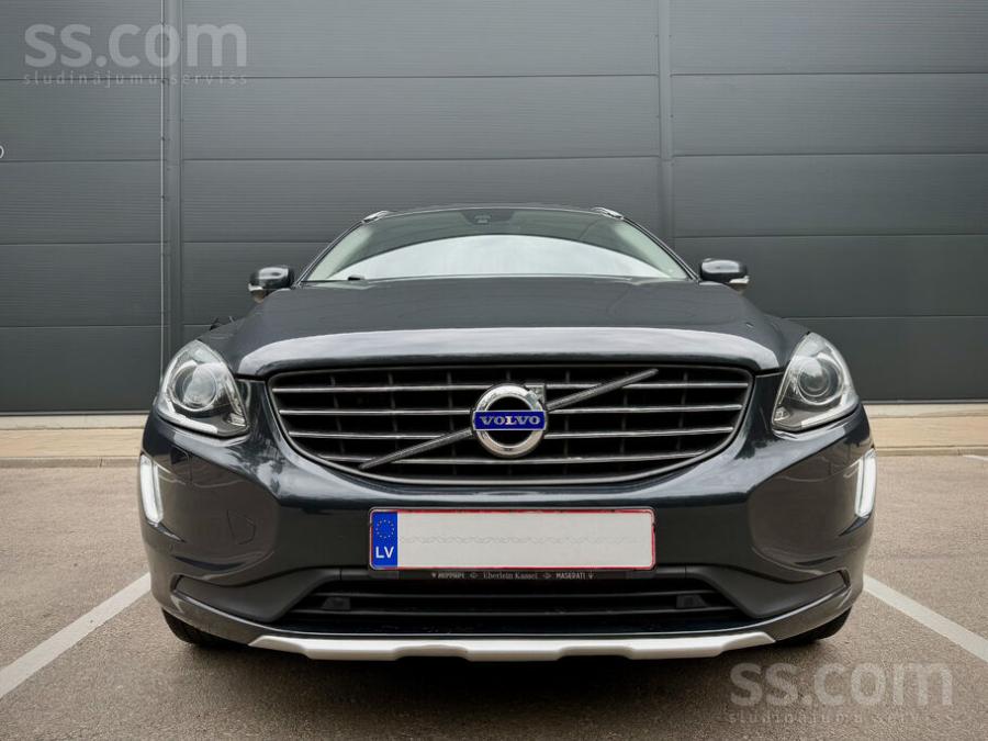 Pelēks Volvo XC60 2015 Rīga, ar dzinēja tilpumu 2.00 L un nobraukumu 274 tūkst. km par 11300 €, foto 9 vietnē AUTOMOTO.COM.LV