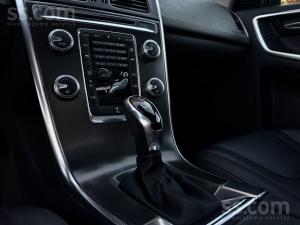 Pelēks Volvo XC60 2015 Rīga, ar dzinēja tilpumu 2.00 L un nobraukumu 274 tūkst. km par 11300 €, foto 16 vietnē AUTOMOTO.COM.LV