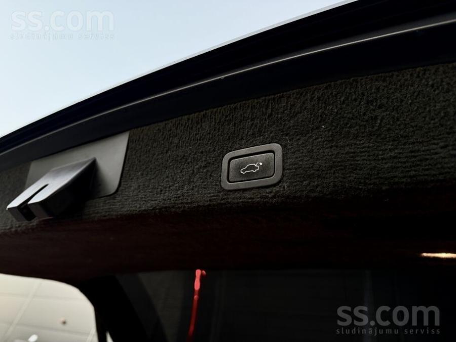 Pelēks Volvo XC60 2015 Rīga, ar dzinēja tilpumu 2.00 L un nobraukumu 274 tūkst. km par 11300 €, foto 24 vietnē AUTOMOTO.COM.LV