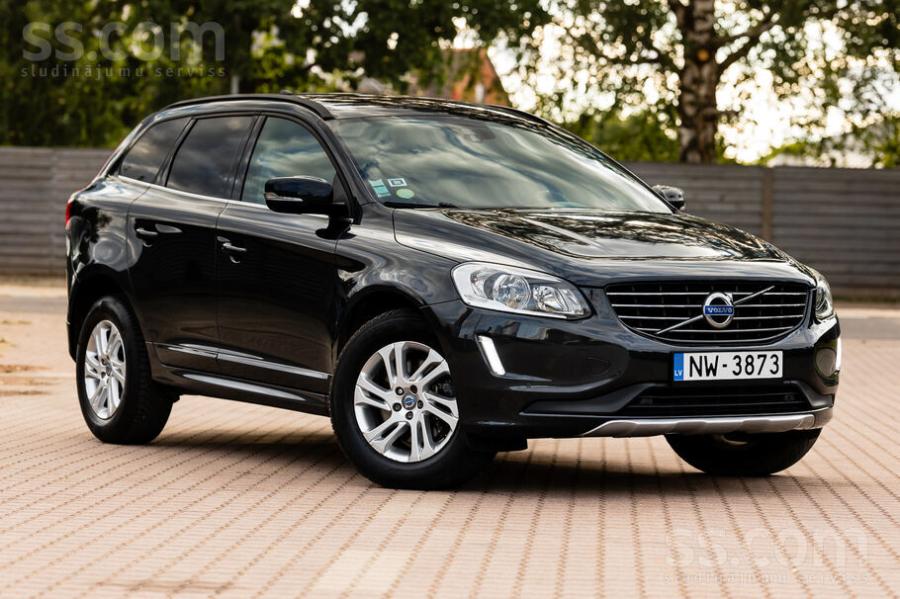 Grey Volvo XC60 2015 in Jelgava, with an engine capacity of 2.00 L and mileage of 235 thousand km for 11990 €, photo 1 on AUTOMOTO.COM.LV