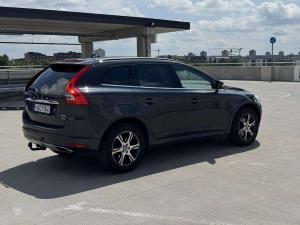Pelēks Volvo XC60 2015 Viļņa, ar dzinēja tilpumu 2.40 L un nobraukumu 203 tūkst. km par 12900 €, foto 14 vietnē AUTOMOTO.COM.LV