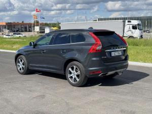 Pelēks Volvo XC60 2015 Viļņa, ar dzinēja tilpumu 2.40 L un nobraukumu 203 tūkst. km par 12900 €, foto 32 vietnē AUTOMOTO.COM.LV