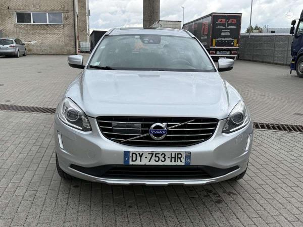 Grey Volvo XC60 2015 in Taurage, with an engine capacity of 1.97 L and mileage of 284 thousand km for 7899 €, photo 2 on AUTOMOTO.COM.LV