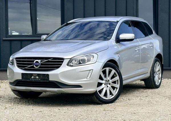 Pelēks Volvo XC60 2015 Klaipėda, ar dzinēja tilpumu 2.40 L un nobraukumu 310 tūkst. km par 11500 €, foto 3 vietnē AUTOMOTO.COM.LV