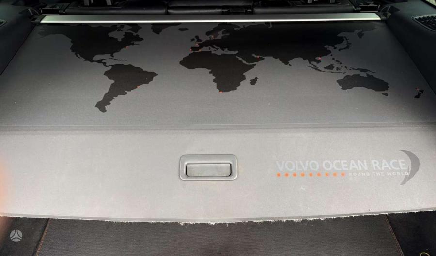 Pelēks Volvo XC60 2015 Klaipėda, ar dzinēja tilpumu 2.40 L un nobraukumu 310 tūkst. km par 11500 €, foto 19 vietnē AUTOMOTO.COM.LV
