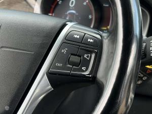 Pelēks Volvo XC60 2015 Klaipėda, ar dzinēja tilpumu 2.40 L un nobraukumu 310 tūkst. km par 11500 €, foto 23 vietnē AUTOMOTO.COM.LV