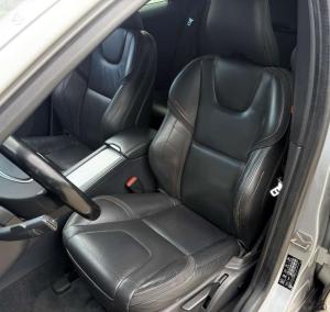 Pelēks Volvo XC60 2015 Klaipėda, ar dzinēja tilpumu 2.40 L un nobraukumu 310 tūkst. km par 11500 €, foto 31 vietnē AUTOMOTO.COM.LV