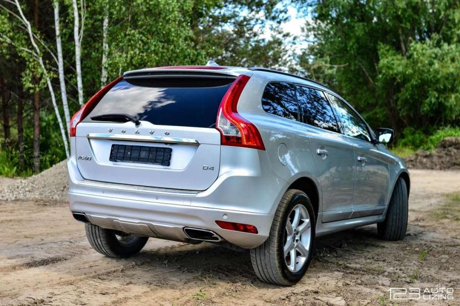 Grey Volvo XC60 2015 in Kretinga, with an engine capacity of 2.00 L and mileage of 262 thousand km for 12250 €, photo 7 on AUTOMOTO.COM.LV
