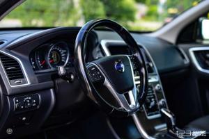 Grey Volvo XC60 2015 in Kretinga, with an engine capacity of 2.00 L and mileage of 262 thousand km for 12250 €, photo 17 on AUTOMOTO.COM.LV