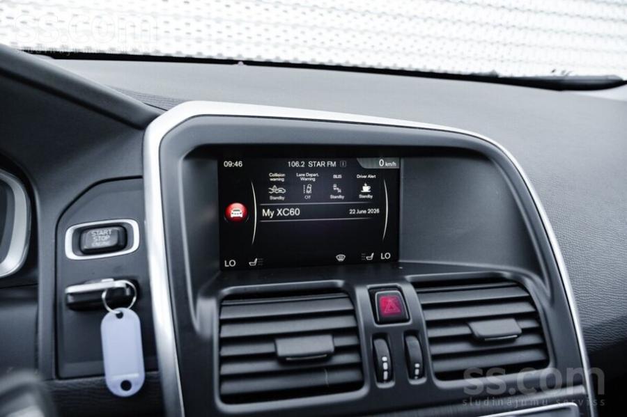 Pelēks Volvo XC60 2015 Rīga, ar dzinēja tilpumu 2.40 L un nobraukumu 209 tūkst. km par 9750 €, foto 15 vietnē AUTOMOTO.COM.LV