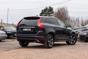 Grey Volvo XC60 2015 in Riga, with an engine capacity of 2.40 L and mileage of 234 thousand km for 14995 €, photo 5 on AUTOMOTO.COM.LV