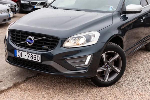 Pelēks Volvo XC60 2015 Rīga, ar dzinēja tilpumu 2.40 L un nobraukumu 234 tūkst. km par 14995 €, foto 7 vietnē AUTOMOTO.COM.LV
