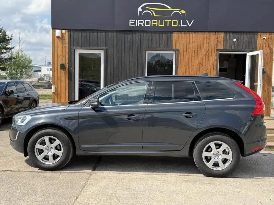 Grey Volvo XC60 2015 in Riga, with an engine capacity of 2.00 L and mileage of 182 thousand km for 12950 €, photo 4 on AUTOMOTO.COM.LV