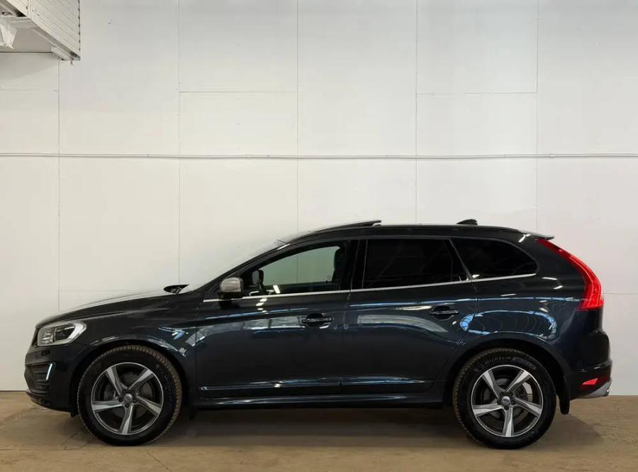 Grey Volvo XC60 2015 in Jurmala, with an engine capacity of 2.40 L and mileage of 288 thousand km for 14990 €, photo 21 on AUTOMOTO.COM.LV