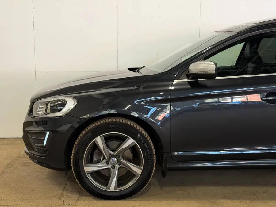 Grey Volvo XC60 2015 in Jurmala, with an engine capacity of 2.40 L and mileage of 288 thousand km for 14990 €, photo 22 on AUTOMOTO.COM.LV
