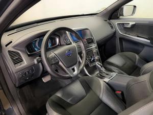 Grey Volvo XC60 2015 in Jurmala, with an engine capacity of 2.40 L and mileage of 288 thousand km for 14990 €, photo 25 on AUTOMOTO.COM.LV
