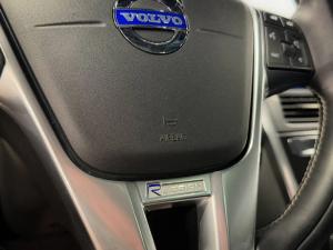 Grey Volvo XC60 2015 in Jurmala, with an engine capacity of 2.40 L and mileage of 288 thousand km for 14990 €, photo 37 on AUTOMOTO.COM.LV