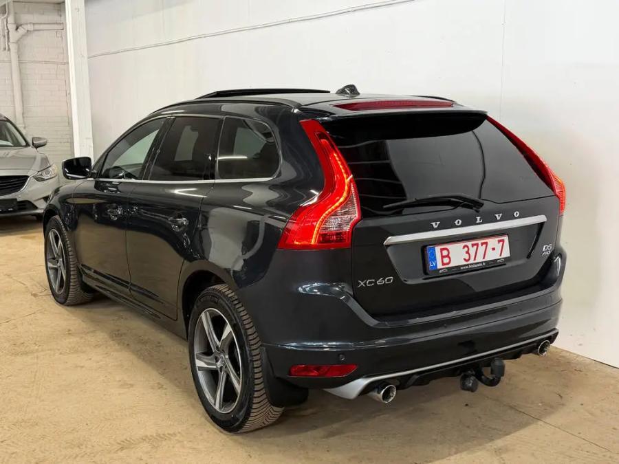 Grey Volvo XC60 2015 in Jurmala, with an engine capacity of 2.40 L and mileage of 288 thousand km for 14990 €, photo 62 on AUTOMOTO.COM.LV