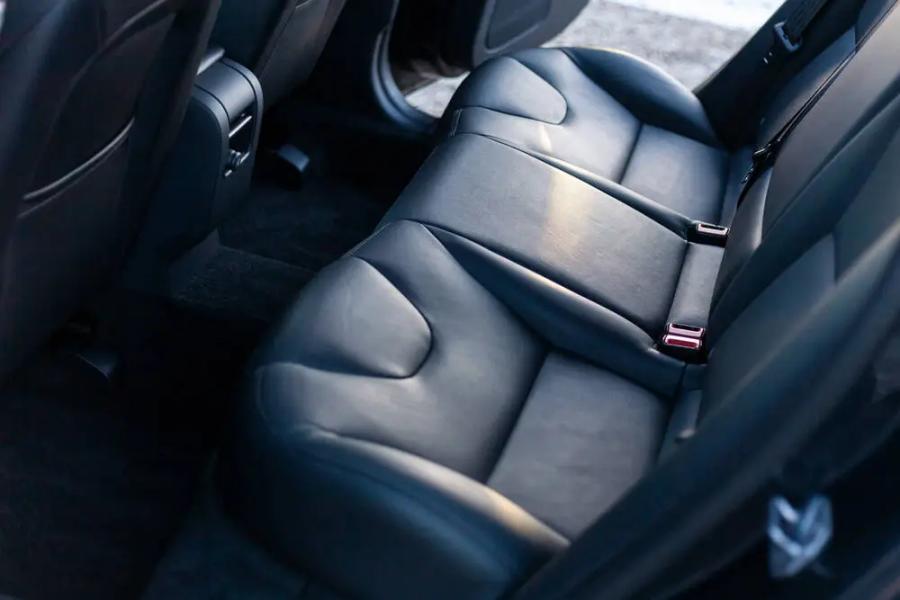 Pelēks Volvo XC60 2015 Rīga, ar dzinēja tilpumu 2.00 L un nobraukumu 142 tūkst. km par 14495 €, foto 14 vietnē AUTOMOTO.COM.LV