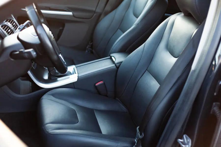 Pelēks Volvo XC60 2015 Rīga, ar dzinēja tilpumu 2.00 L un nobraukumu 142 tūkst. km par 14495 €, foto 20 vietnē AUTOMOTO.COM.LV
