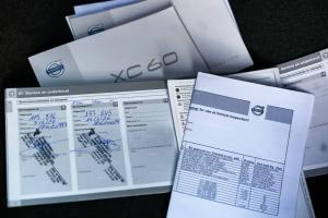 Pelēks Volvo XC60 2015 Rīga, ar dzinēja tilpumu 2.00 L un nobraukumu 142 tūkst. km par 14495 €, foto 36 vietnē AUTOMOTO.COM.LV