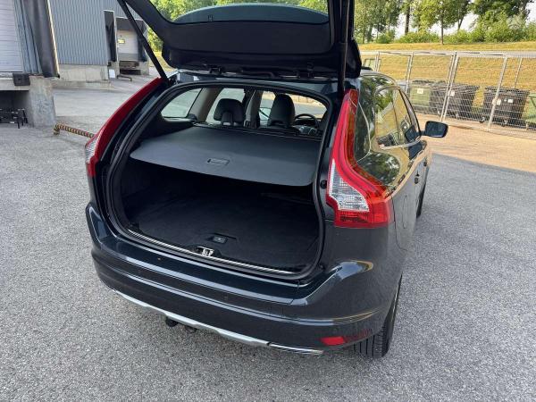 Grey Volvo XC60 2015 in Alytus, with an engine capacity of 2.00 L and mileage of 286 thousand km for 10500 €, photo 5 on AUTOMOTO.COM.LV