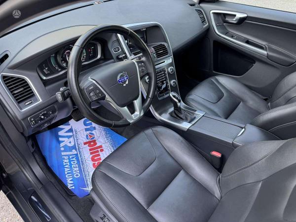 Grey Volvo XC60 2015 in Alytus, with an engine capacity of 2.00 L and mileage of 286 thousand km for 10500 €, photo 7 on AUTOMOTO.COM.LV