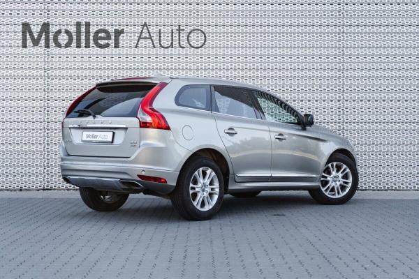 Серый Вольво ХС60 2015 в Марупе, объемом двигателя 2.40 л и пробегом 209 тыс. км за 9750 €, фото 4 на AUTOMOTO.COM.LV