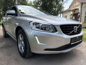 Grey Volvo XC60 2015 in Utena, with an engine capacity of 2.00 L and mileage of 226 thousand km for 11700 €, photo 4 on AUTOMOTO.COM.LV