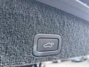 Grey Volvo XC60 2015 in Kaunas, with an engine capacity of 1.97 L and mileage of 228 thousand km for 10200 €, photo 18 on AUTOMOTO.COM.LV