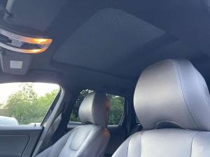 Grey Volvo XC60 2015 in Kaunas, with an engine capacity of 1.97 L and mileage of 228 thousand km for 10200 €, photo 22 on AUTOMOTO.COM.LV