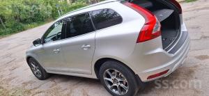 Pelēks Volvo XC60 2015 Ogre, ar dzinēja tilpumu 2.00 L un nobraukumu 211 tūkst. km par 11600 €, foto 5 vietnē AUTOMOTO.COM.LV