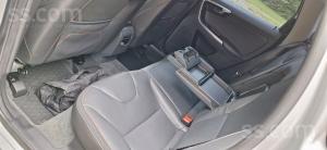 Pelēks Volvo XC60 2015 Ogre, ar dzinēja tilpumu 2.00 L un nobraukumu 211 tūkst. km par 11600 €, foto 14 vietnē AUTOMOTO.COM.LV