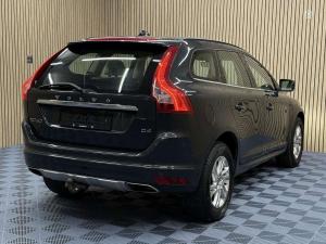 Grey Volvo XC60 2015 in Marijampole, with an engine capacity of 1.97 L and mileage of 281 thousand km for 9300 €, photo 8 on AUTOMOTO.COM.LV