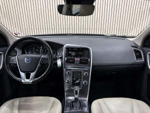 Grey Volvo XC60 2015 in Marijampole, with an engine capacity of 1.97 L and mileage of 281 thousand km for 9300 €, photo 21 on AUTOMOTO.COM.LV