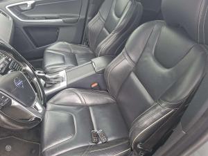 Pelēks Volvo XC60 2015 Kauņa, ar dzinēja tilpumu 2.40 L un nobraukumu 370 tūkst. km par 13300 €, foto 16 vietnē AUTOMOTO.COM.LV