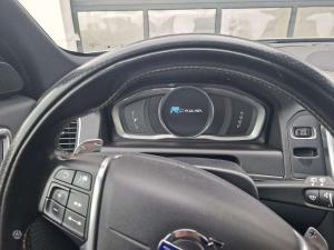 Pelēks Volvo XC60 2015 Kauņa, ar dzinēja tilpumu 2.40 L un nobraukumu 370 tūkst. km par 13300 €, foto 19 vietnē AUTOMOTO.COM.LV