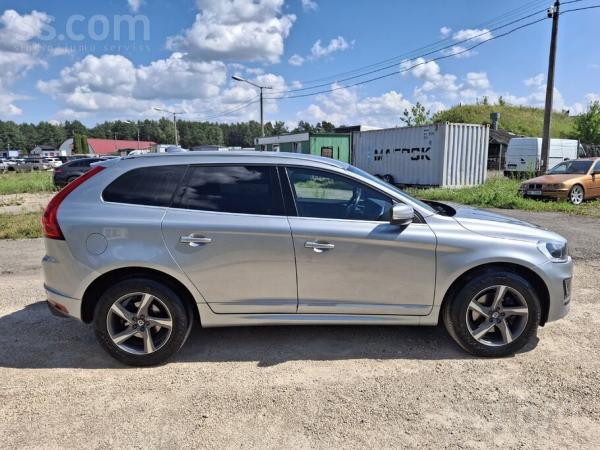 Grey Volvo XC60 2015 in Riga, with an engine capacity of 2.40 L and mileage of 231 thousand km for 14150 €, photo 2 on AUTOMOTO.COM.LV