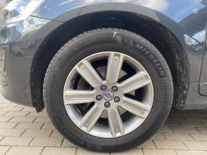 Grey Volvo XC60 2015 in Vilnius, with an engine capacity of 2.40 L and mileage of 194 thousand km for 14700 €, photo 34 on AUTOMOTO.COM.LV