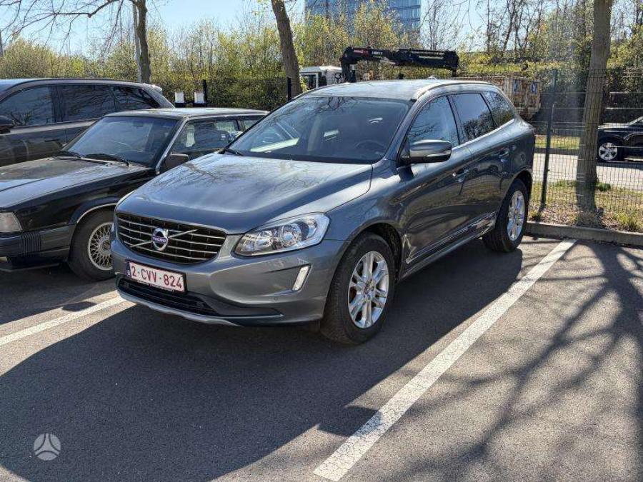 Grey Volvo XC60 2015 in Siauliai, with an engine capacity of 1.97 L and mileage of 299 thousand km for 9150 €, photo 13 on AUTOMOTO.COM.LV