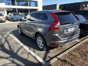 Grey Volvo XC60 2015 in Siauliai, with an engine capacity of 1.97 L and mileage of 299 thousand km for 9150 €, photo 14 on AUTOMOTO.COM.LV
