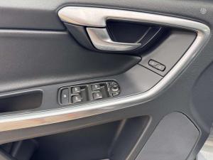 Grey Volvo XC60 2015 in Siauliai, with an engine capacity of 1.97 L and mileage of 299 thousand km for 9150 €, photo 27 on AUTOMOTO.COM.LV