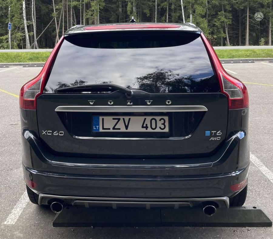 Pelēks Volvo XC60 2015 Klaipėda, ar dzinēja tilpumu 2.95 L un nobraukumu 203 tūkst. km par 14450 €, foto 9 vietnē AUTOMOTO.COM.LV