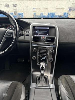 Pelēks Volvo XC60 2015 Klaipėda, ar dzinēja tilpumu 2.95 L un nobraukumu 203 tūkst. km par 14450 €, foto 15 vietnē AUTOMOTO.COM.LV