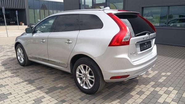 Grey Volvo XC60 2015 in Siauliai, with an engine capacity of 1.97 L and mileage of 208 thousand km for 11500 €, photo 8 on AUTOMOTO.COM.LV