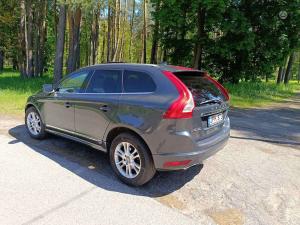 Pelēks Volvo XC60 2015 Kauņa, ar dzinēja tilpumu 1.97 L un nobraukumu 161 tūkst. km par 10900 €, foto 4 vietnē AUTOMOTO.COM.LV