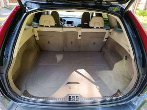 Pelēks Volvo XC60 2015 Kauņa, ar dzinēja tilpumu 1.97 L un nobraukumu 161 tūkst. km par 10900 €, foto 8 vietnē AUTOMOTO.COM.LV