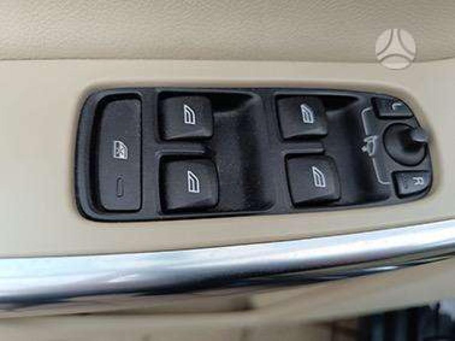Pelēks Volvo XC60 2015 Kauņa, ar dzinēja tilpumu 1.97 L un nobraukumu 161 tūkst. km par 10900 €, foto 16 vietnē AUTOMOTO.COM.LV